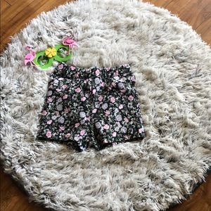 H&M | Bottoms | Flower Shorts | Poshmark
